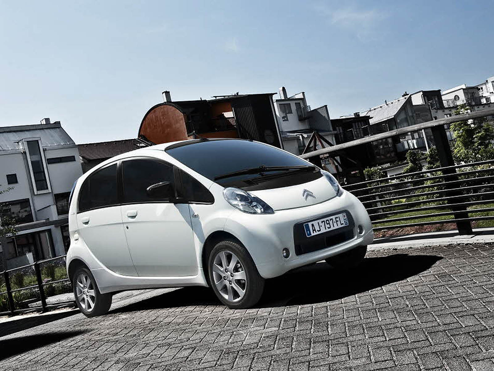 XS Wallpapers HD: Citroen C-Zero Car Wallpapers