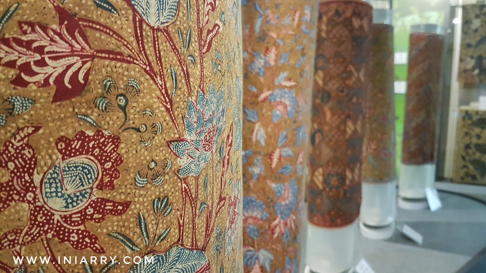 Terpesona Batik Kuno Di Museum Batik Pekalongan - Ini Arry