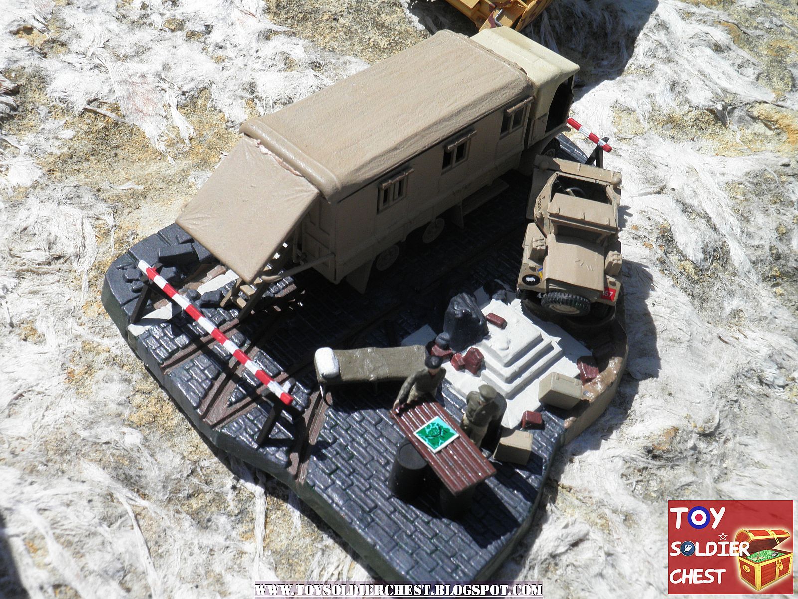 Toy Soldier Chest: Review; Monty's Caravan + Dingo Revell Matchbox 1/76 ...