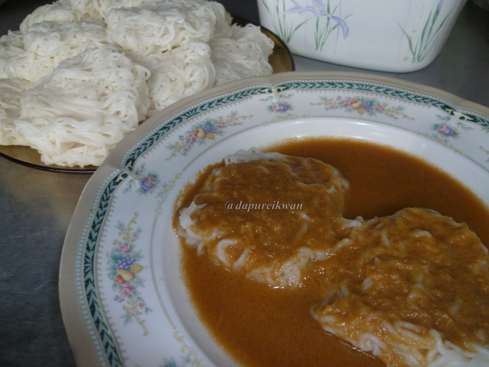dapurCikWan: PUTU MAYAM BERKUAH