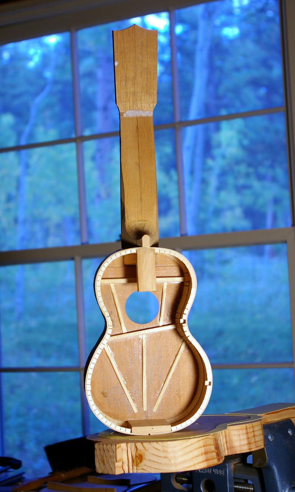Gluing the Back on a Soprano Ukulele
