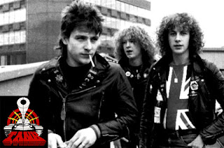 Zona Rock Dan Metal : ALGY WARD