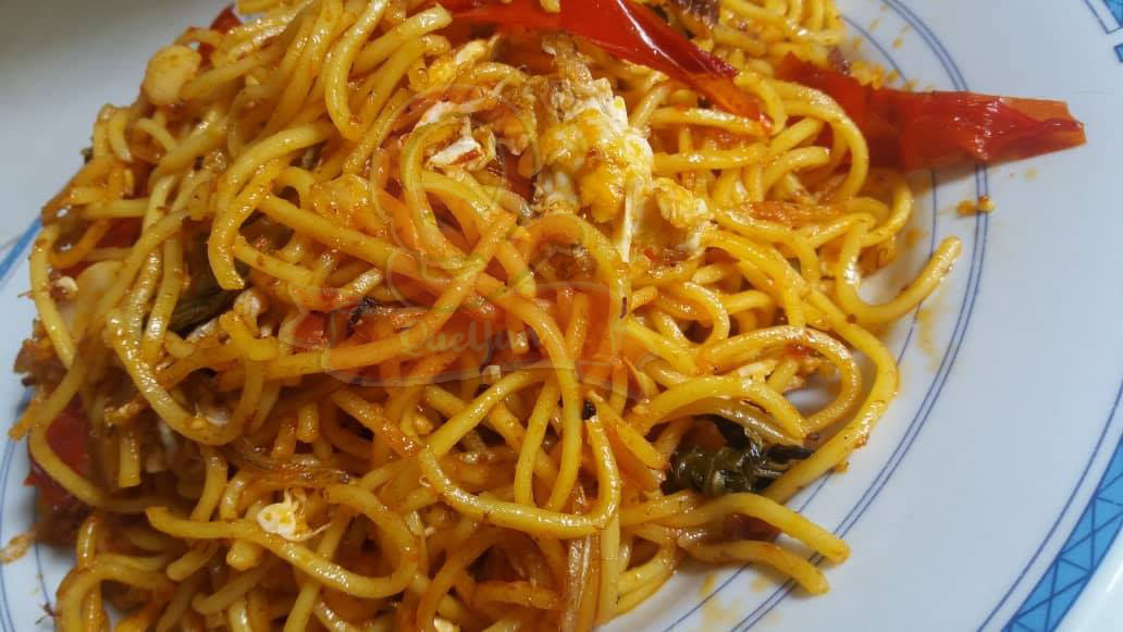 MEE GORENG TUHAU ~ QueYun TUHAU SABAH BORNEO