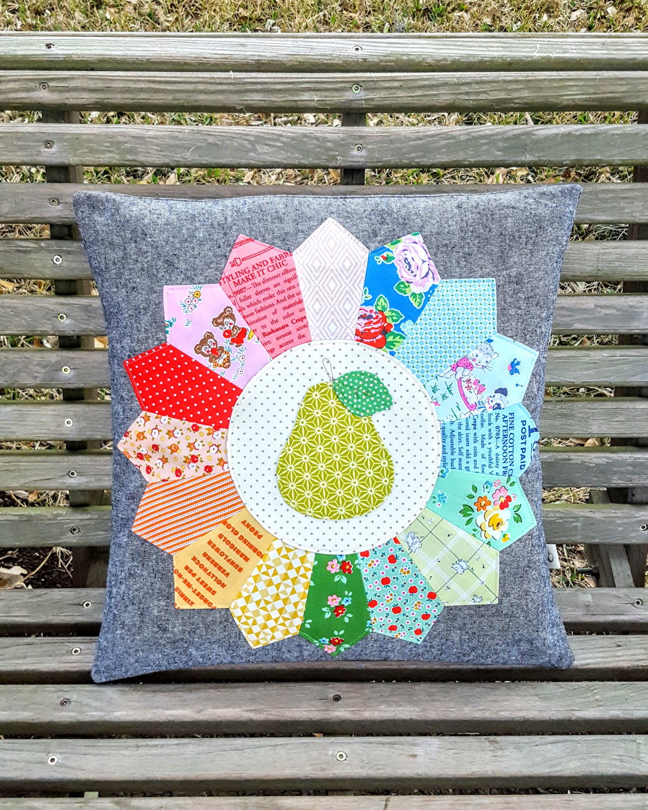 Fabric Mutt: Sweetie Pie Sew Along: Pear Block