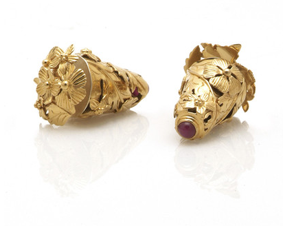 Tulola Designs on iLoveDesigner.com