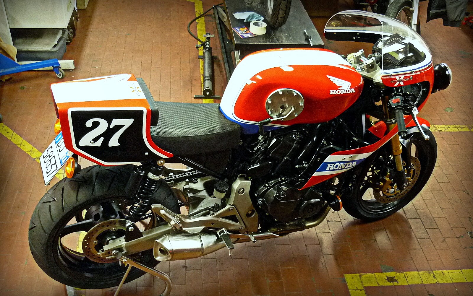 HONDA RS ENDURANCE Kit - RocketGarage - Cafe Racer Magazine