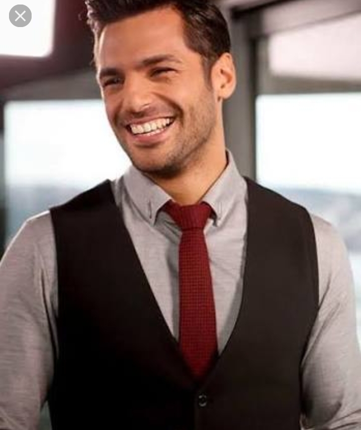 Los Ojos del Espectador: Serkan Çayoğlu sexy actor desde Turquía