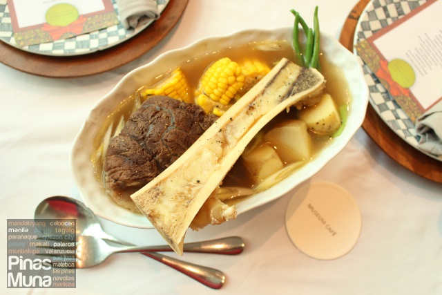 Christmas Salo-Salo at Kabila Filipino Bistro