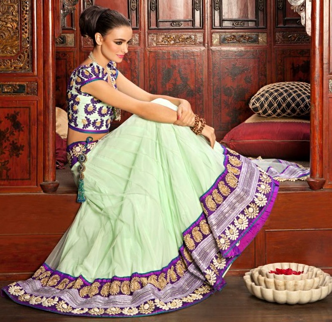 11 Designer Bridal Lenghas for Indian Girls | Latest Mehandi Design ...