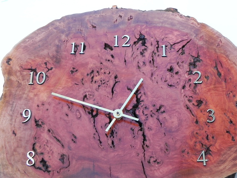 Pens, Planes and Procrastinations: Red Gum Clock