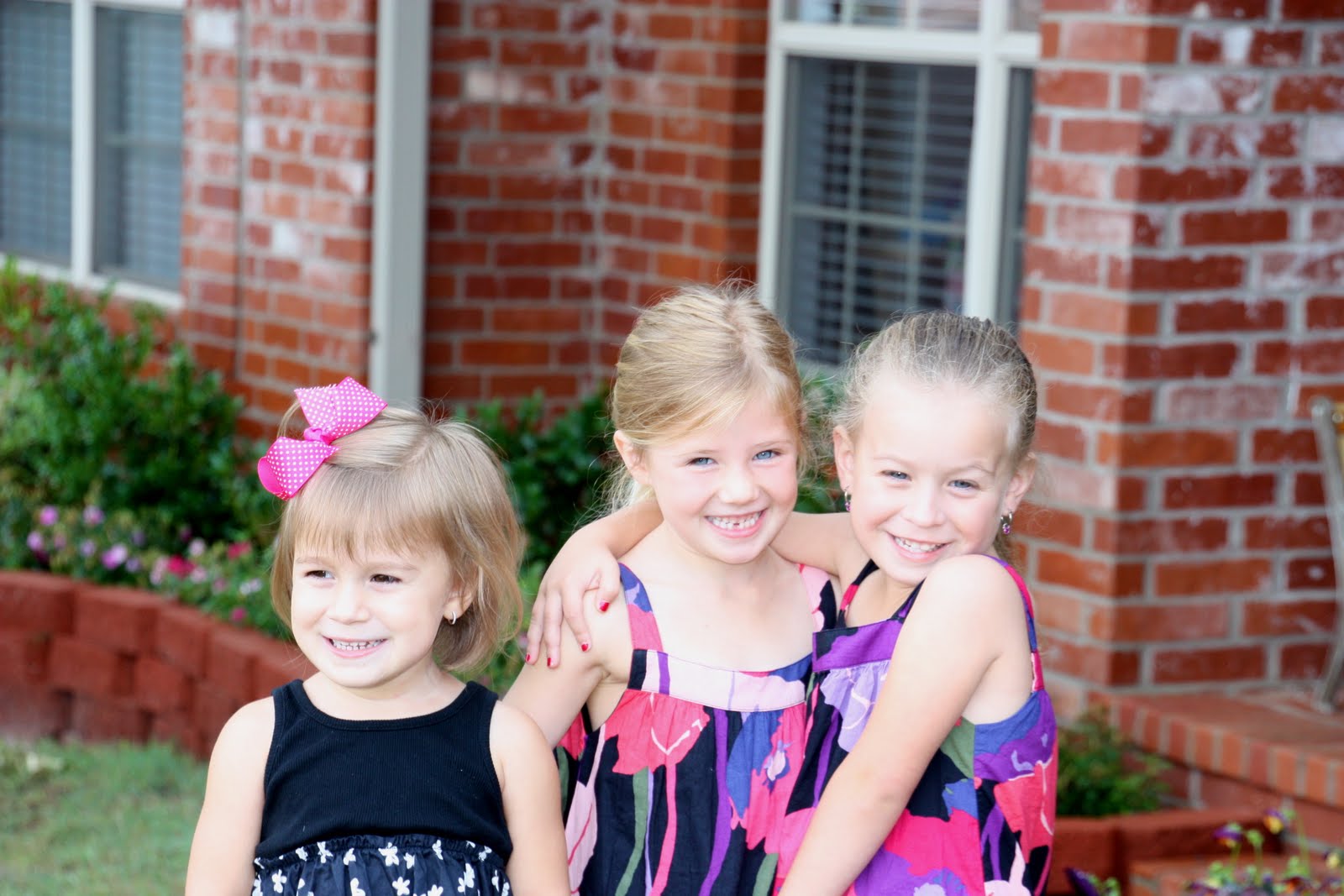 Two Precious Girls: Buddies