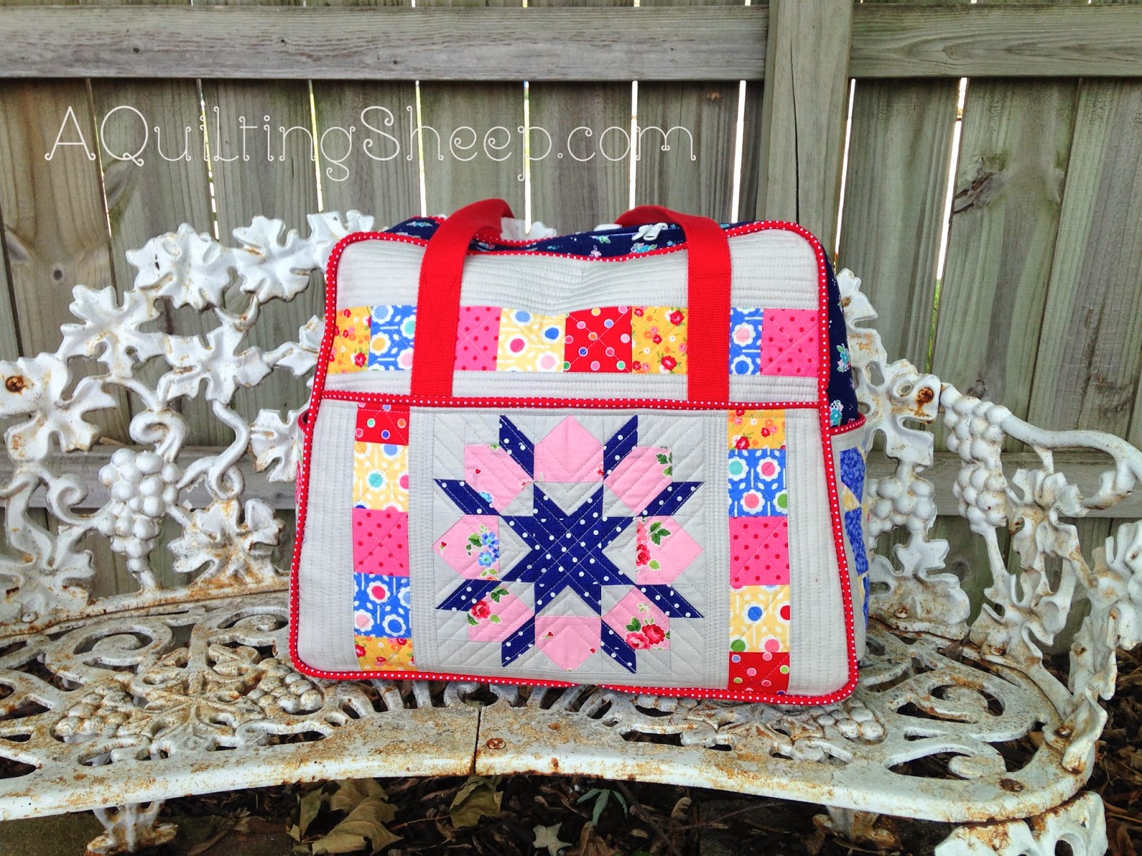 A Quilting Sheep: Amy Butler Weekender Bag