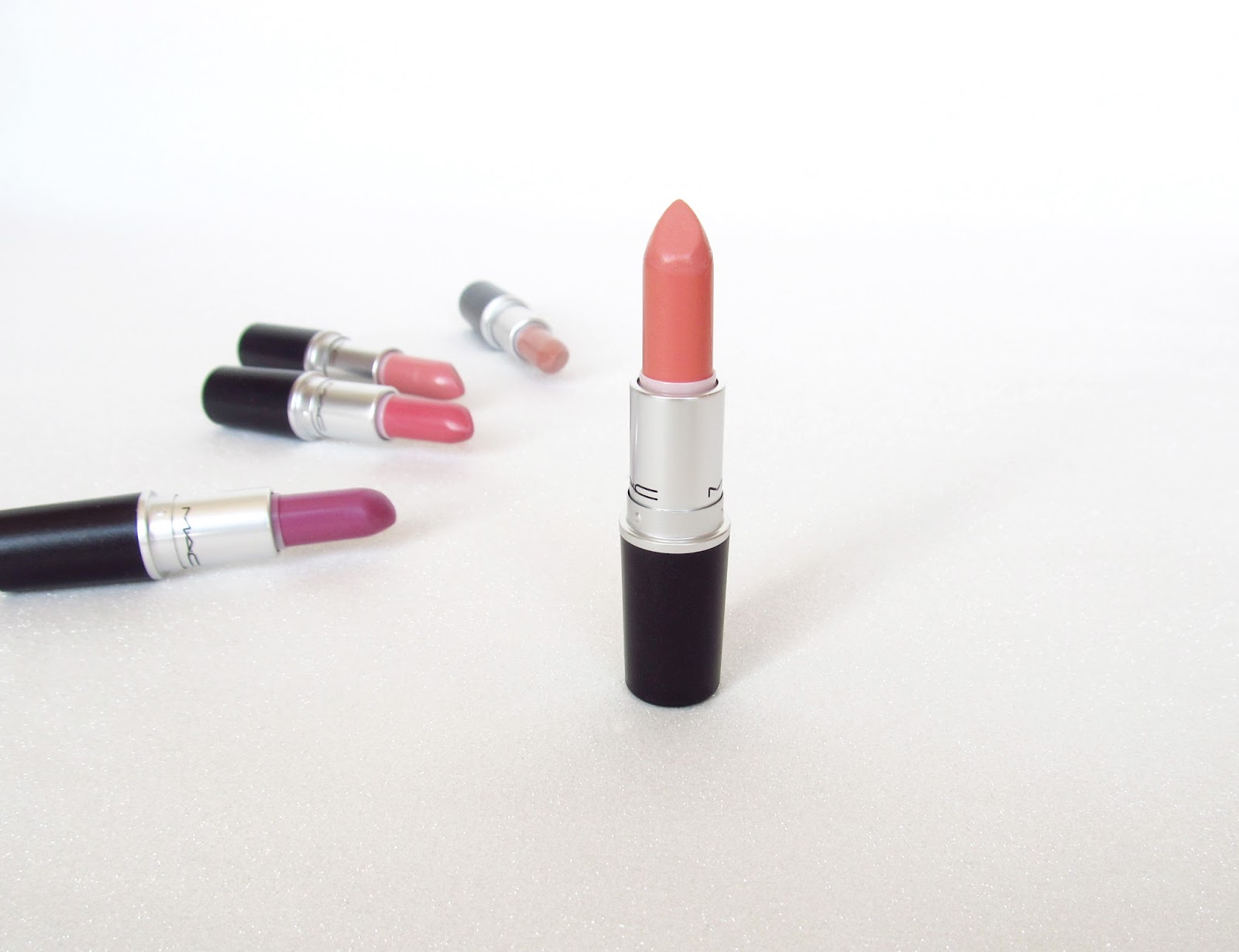 Always popular Mac Lipstick pick: Hue Swatches, Review & Alternatives ...