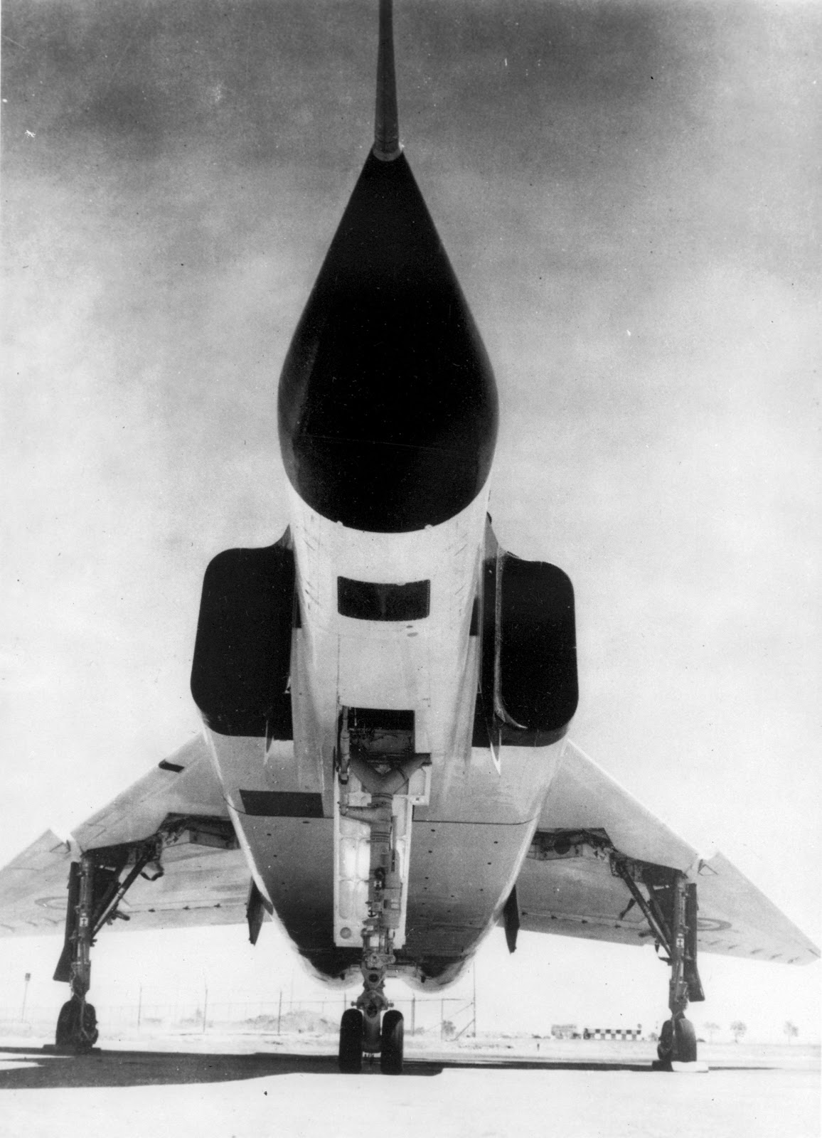 Avspot by R&R: Avro Arrow Myth Rises Once Again