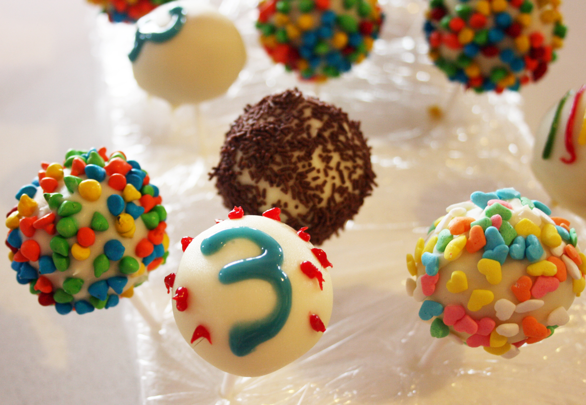 WallFry | Wall Art for Small Fry: Cake Pop Fail..