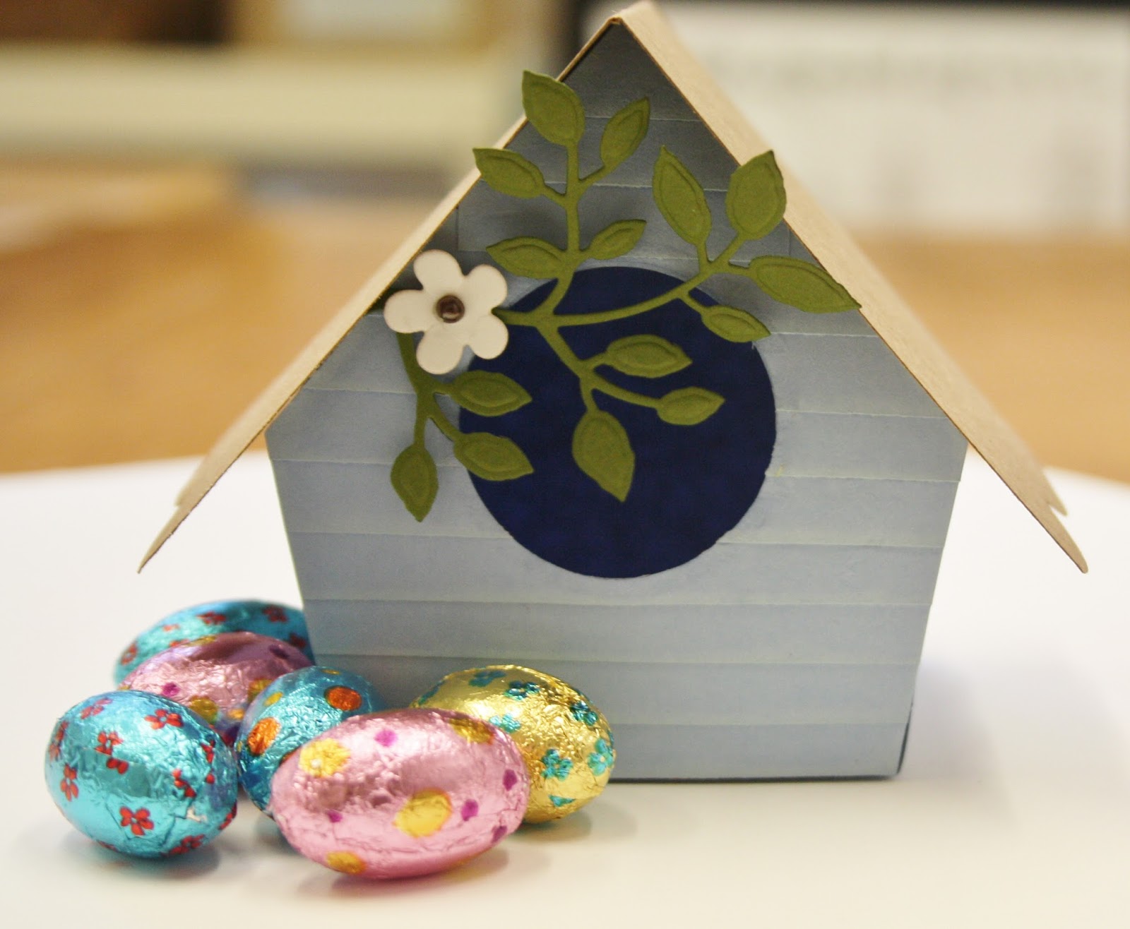 Easter Birdhouse | Creativity Continues