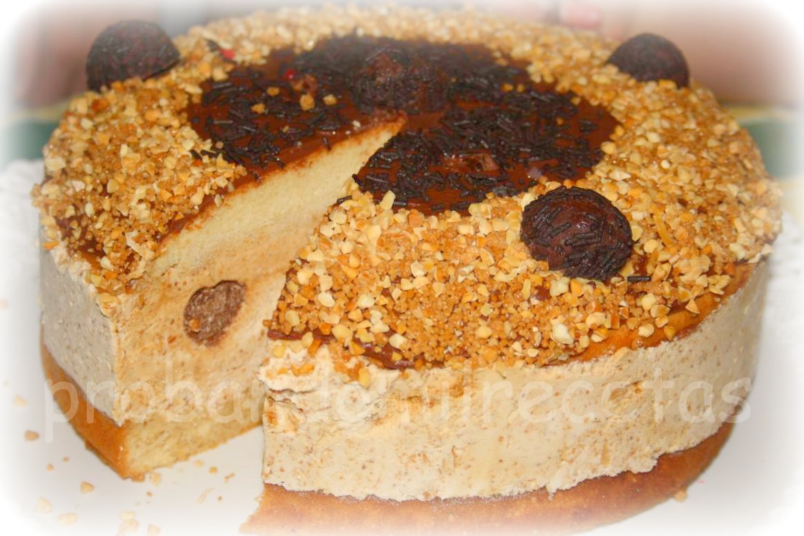 dulce y salado: tarta helada de almendras