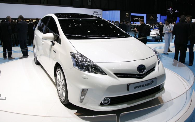 Modified Cars: 2012 Toyota Prius+