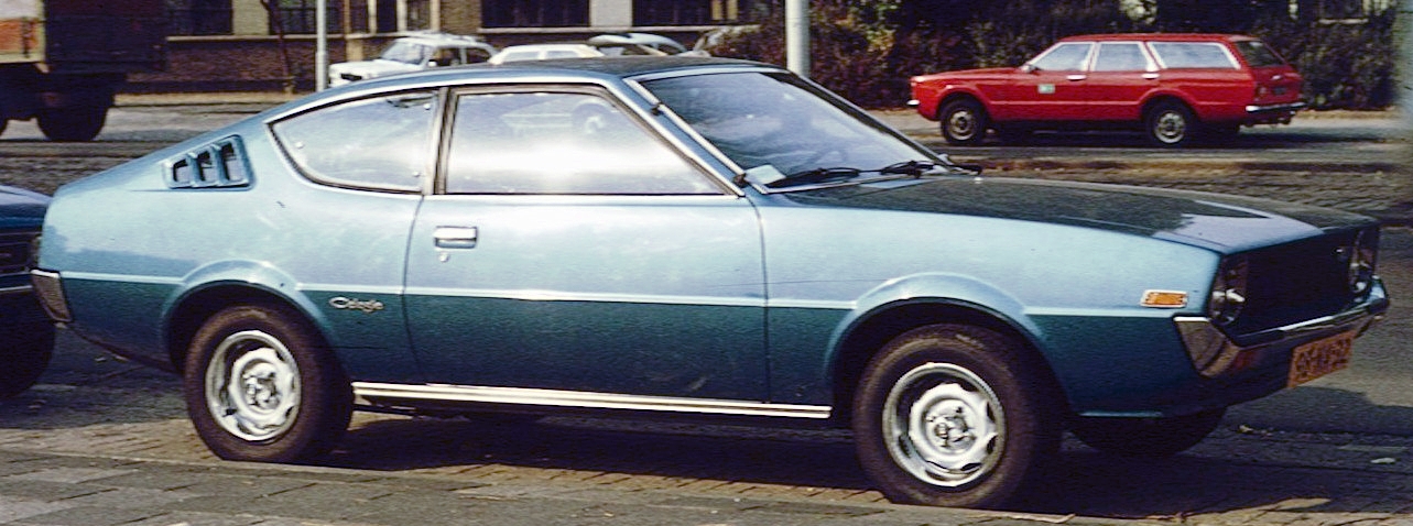 El Garaje Algabeño: Mitsubishi Lancer A70 Celeste de NOREV