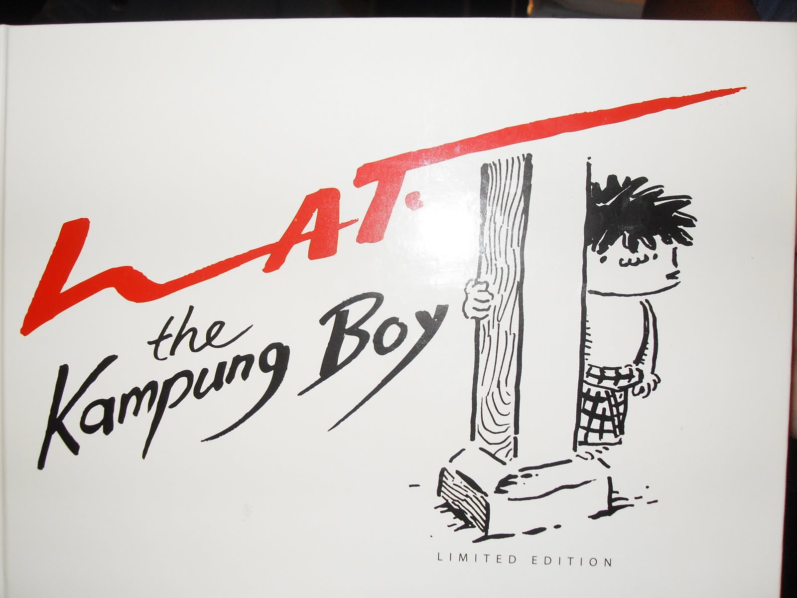 Hidup Ini...: LAT...The Kampung Boy Musical