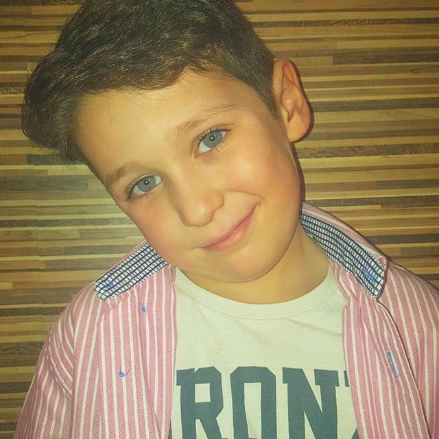 PROYECTO VERSICOS: SALÓN DE LA FAMA