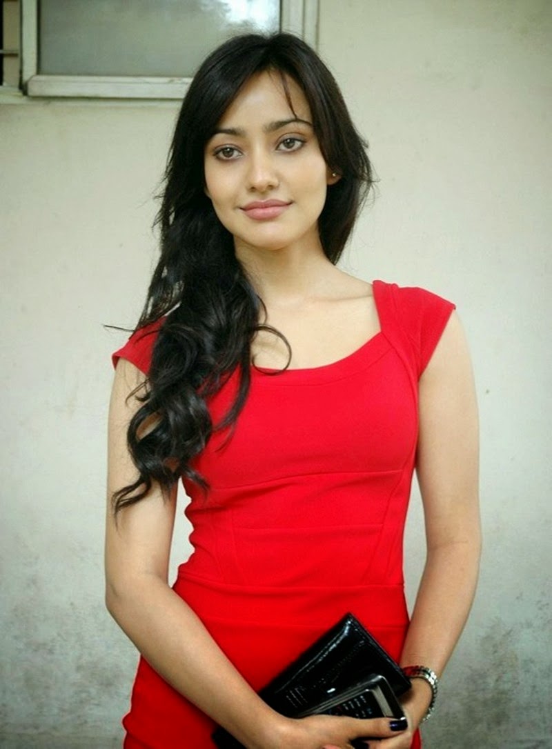 Heroine Neha Sharma hot Photos HD Wallpapers Download