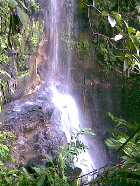 Air terjun Kandera ~ mapande