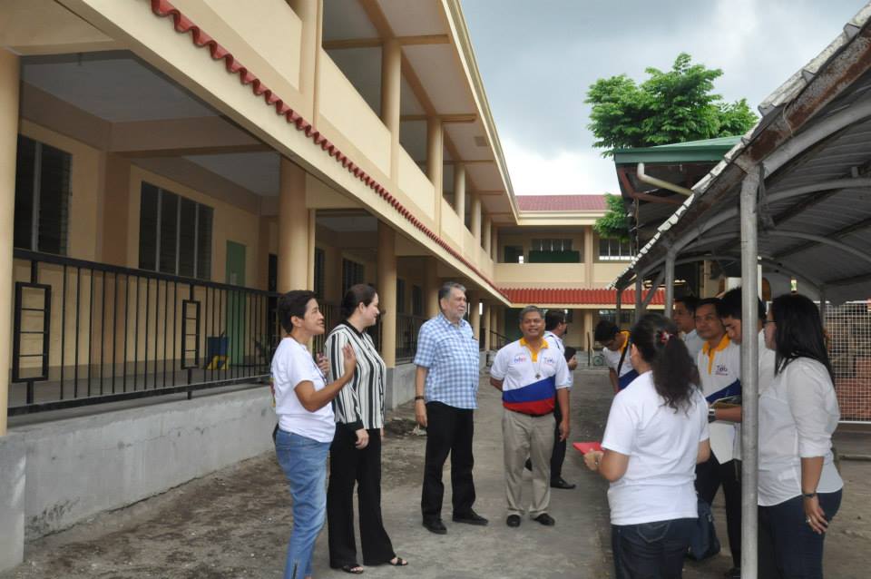 Albay 3rd District: DepEd Sec. Luistro visits Ligao LGU-funded school ...