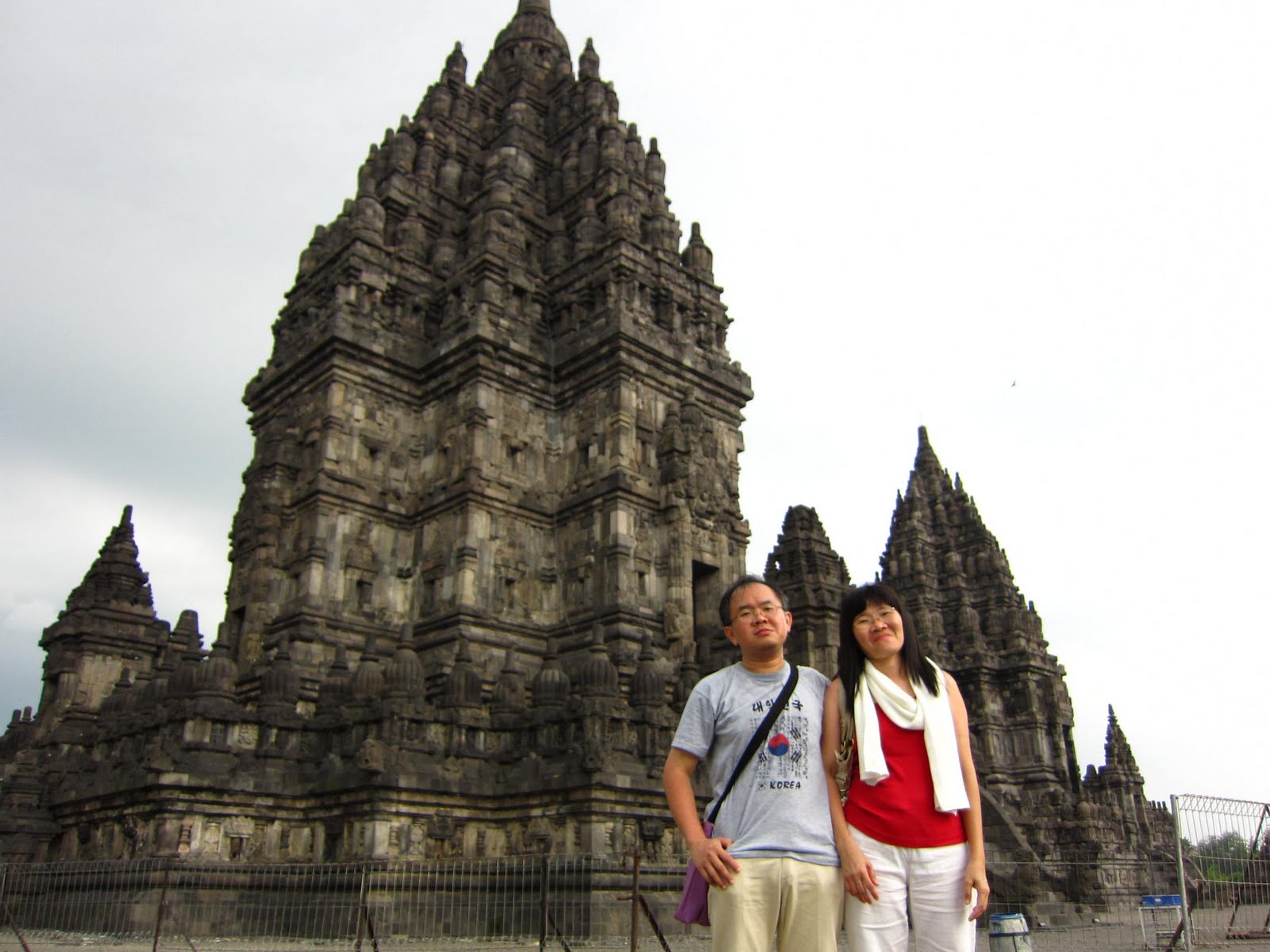 travel.pszenkhim: Inside Prambanan temple,Day 3 ( 17/3/2011 )