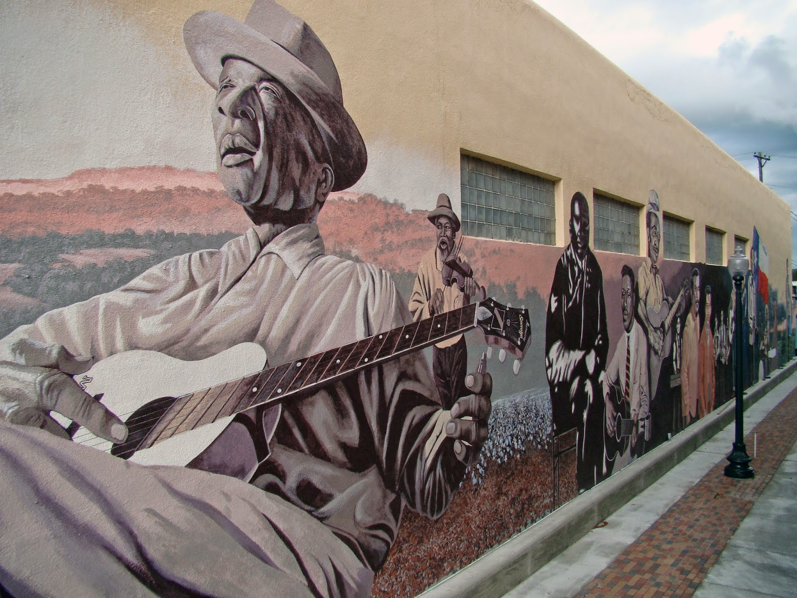 The NAVASOTA MUSIC LEGACY: VIEWS OF THE BLUES ALLEY MURAL