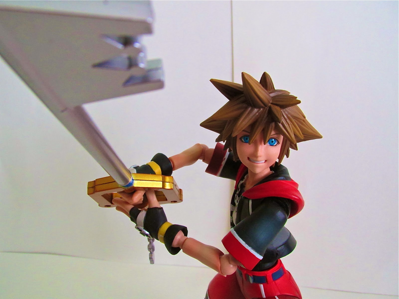 Play Arts Kai Kingdom Hearts 3D: Sora | Toy RE:action