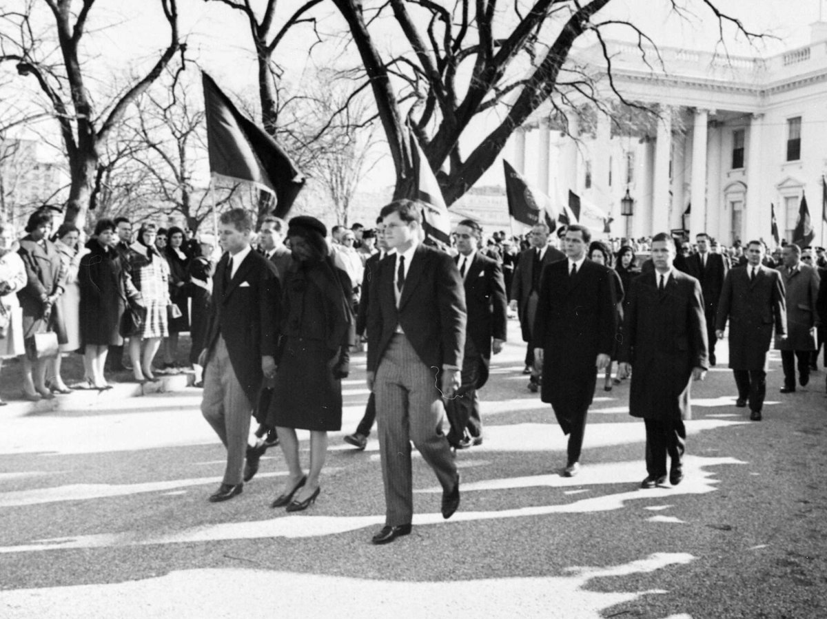 Jacqueline Kennedy Photographs: Jackie Kennedy Mourning Archive (1963-1964)