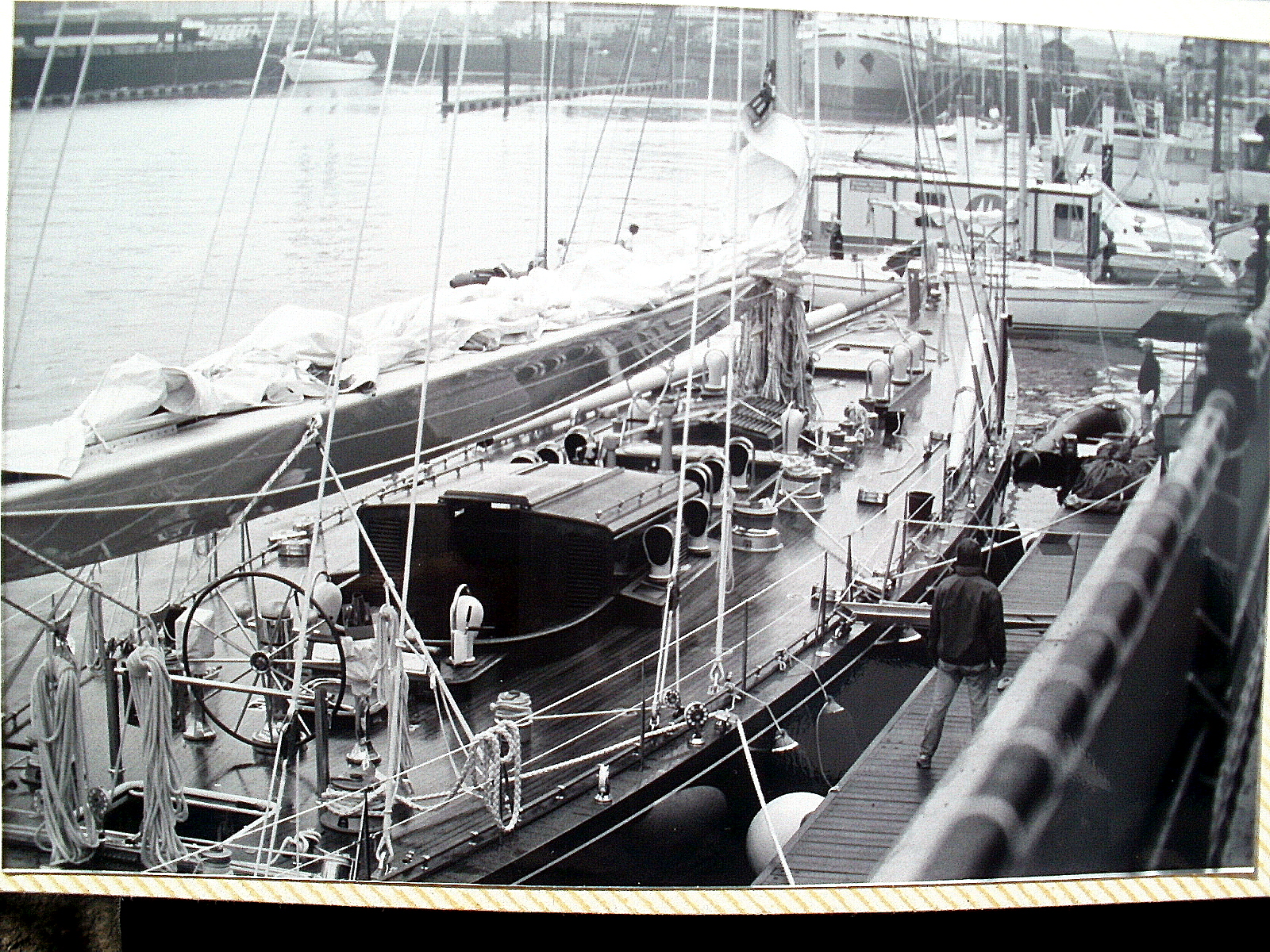 Shockwave40: Endeavour - J Class Yacht - Pictured 1980's - Ocean ...