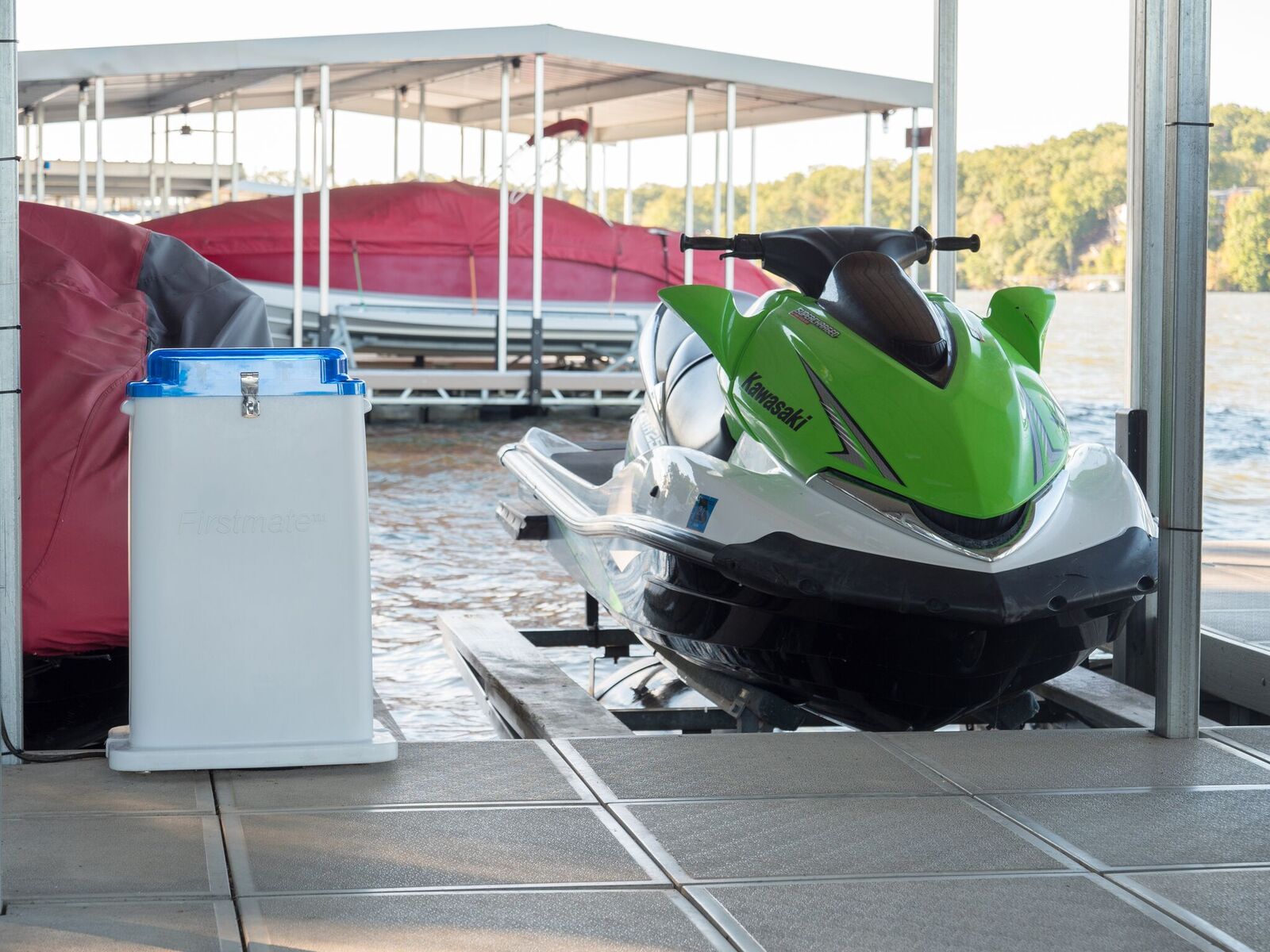 First Mate Controls: Advantages of a Firstmate Boat Lift Remote Control ...