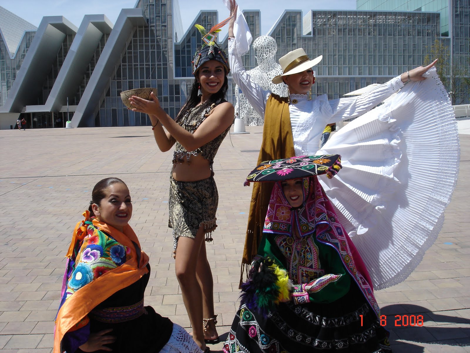 Peruanadas: Los Peruanos