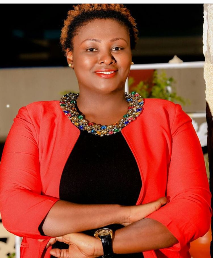 NURU THE LIGHT: PEOPLE!S FAVOURITE FEMALE RADIO PRESENTER!S!!!