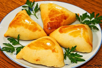 Flavors of Brazil: RECIPE - Esfiha with Ground Meat Stuffing (Esfiha ...