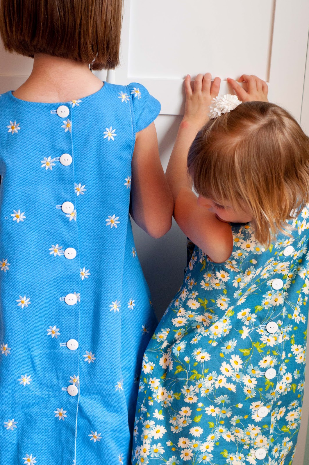 Aesthetic Nest: Sewing: Ruffled Chemise for Girls (Pattern)