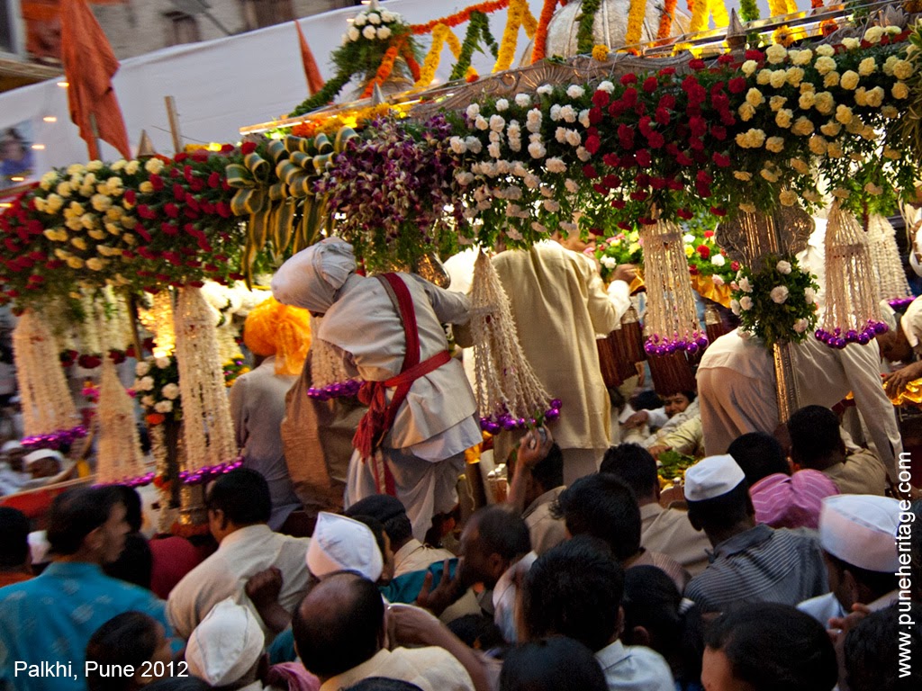 Pune Heritage: Palkhi