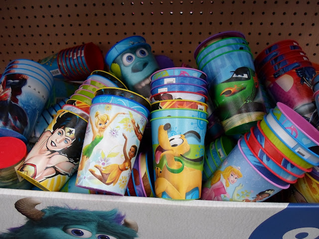 Happier Than A Pig In Mud: Using Themed Party Cups As A Vase