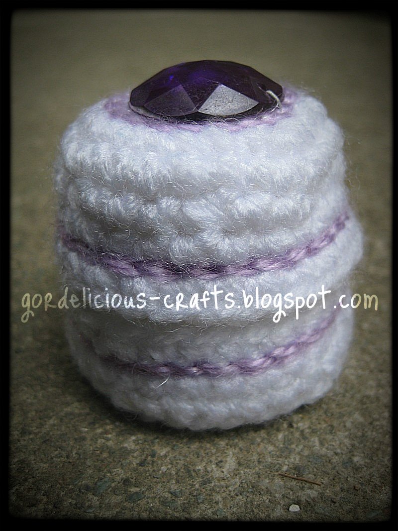 gordelicious creative crafts: Crochet jewelry box and a ring