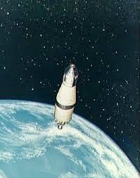 ΟΙ ΠΑΡΑΜΥΘΟΥΛΗΔΕΣ: ΑΠΟ ΤΗ ΓΗ ΣΤΗ ΣΕΛΗΝΗ του ΙΟΥΛΙΟΥ ΒΕΡΝ