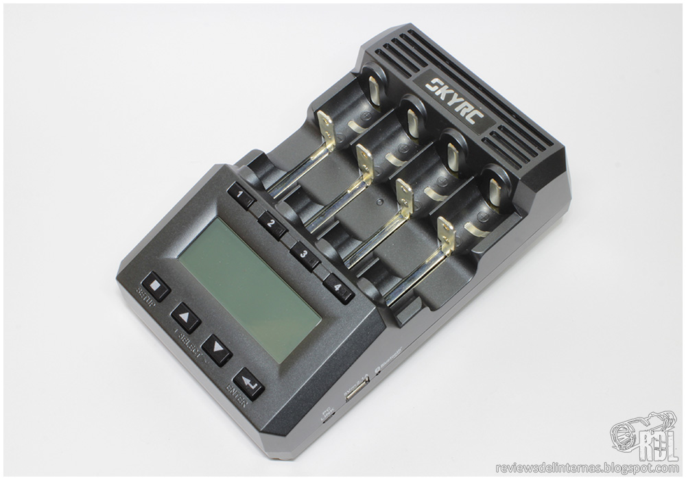 Reviews de Linternas: SKYRC MC3000