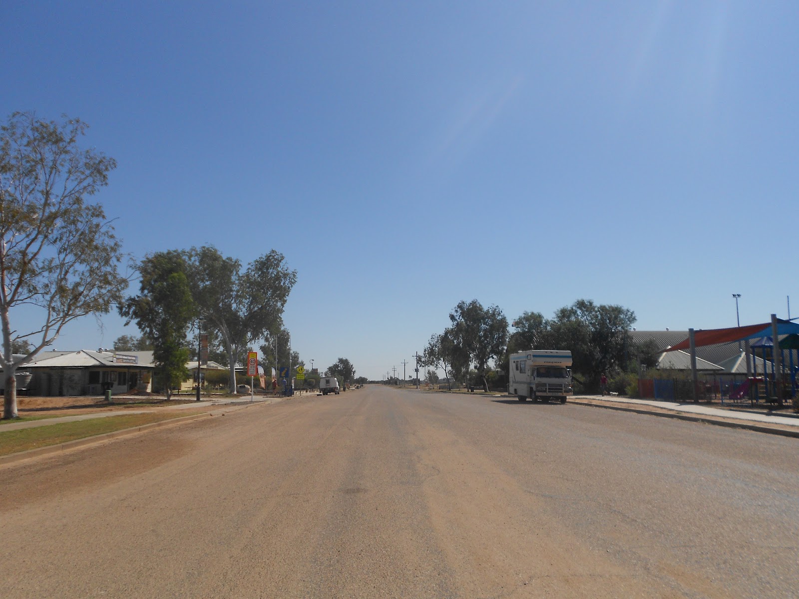 Outback Tracks Travel Blog: SW Qld ... Bedourie