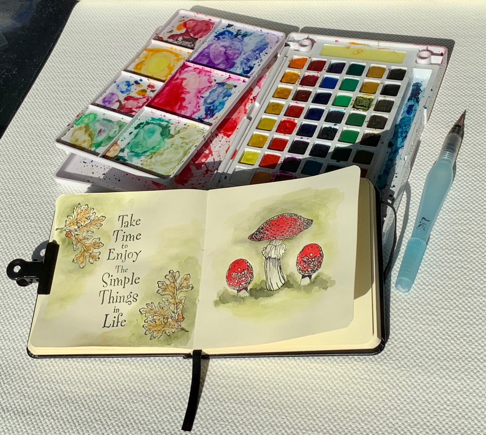 Laura's Creative Moments: Mini sketchbook