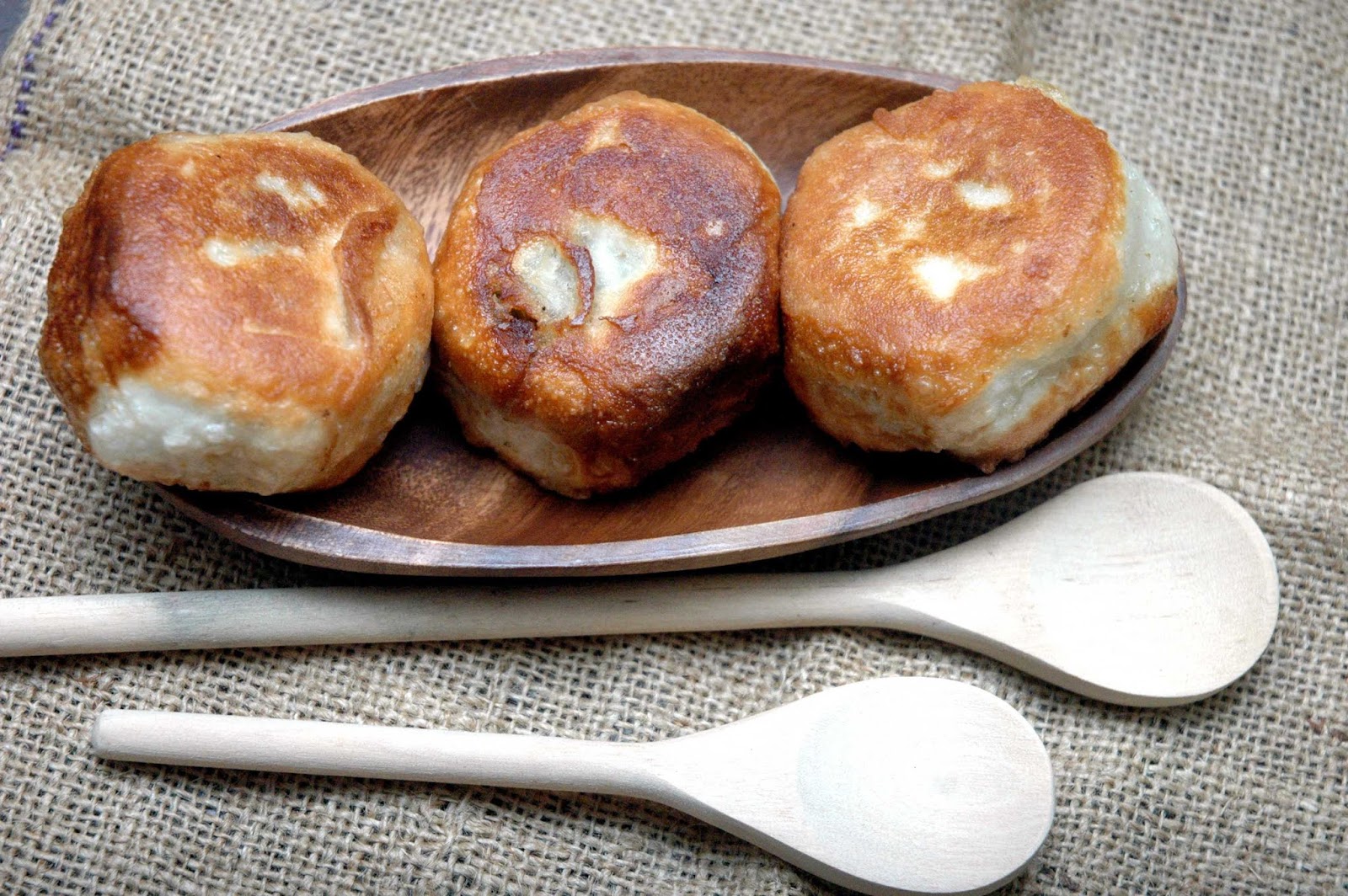 DUDE FOR FOOD: Steamed or Fried? Mantho, Betso-Betso, Cheng Pao and ...