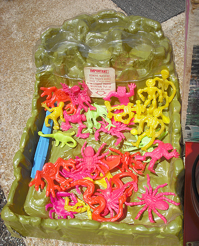 Dr. Theda's Crypt: 24 More Days Until Christmas....