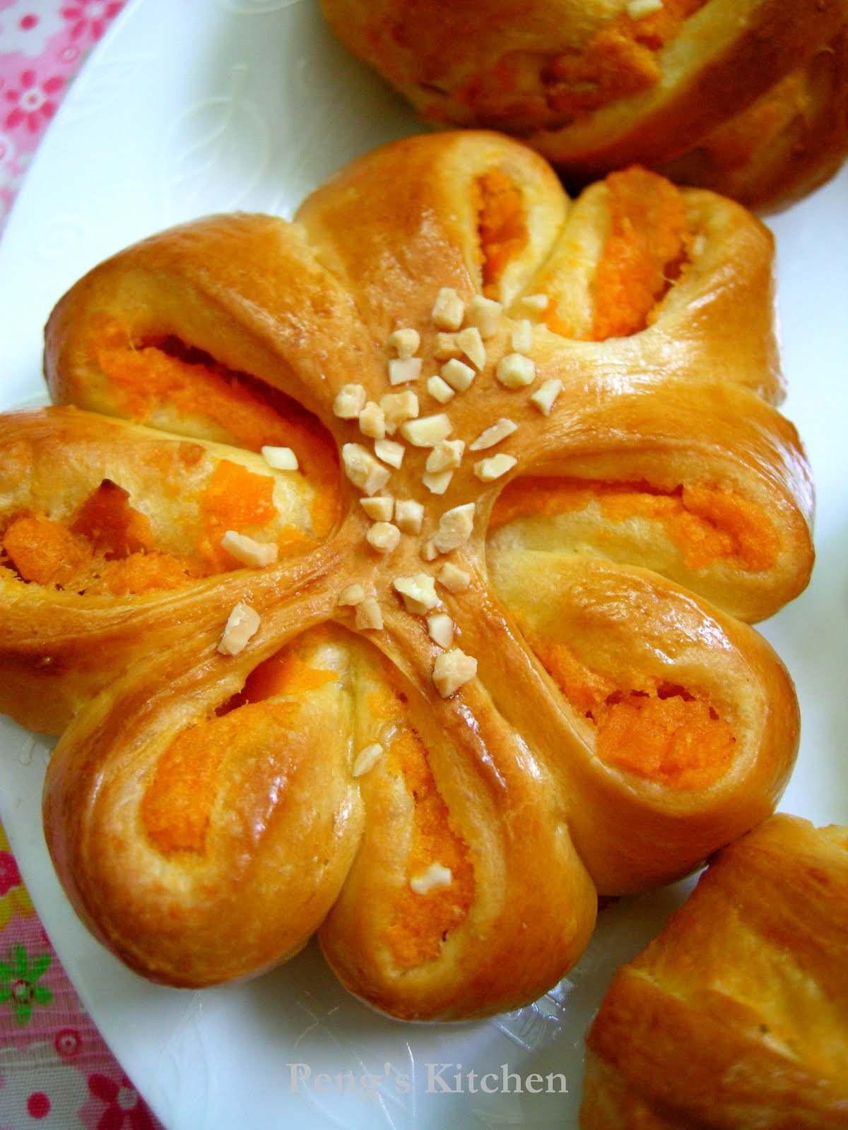 Peng's Kitchen: Sweet Potato Buns