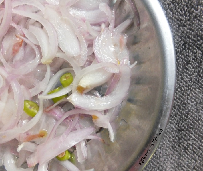 Remmy's Kitchen: Challas / Sarlas