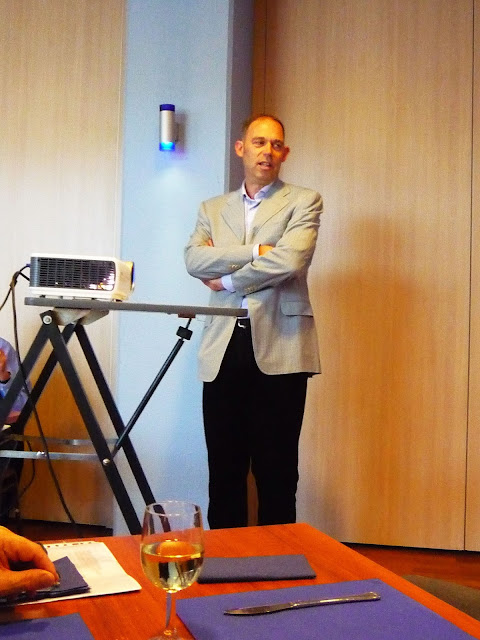 Onbevestigde clubberichten: Ralph Peeters, reumatoloog